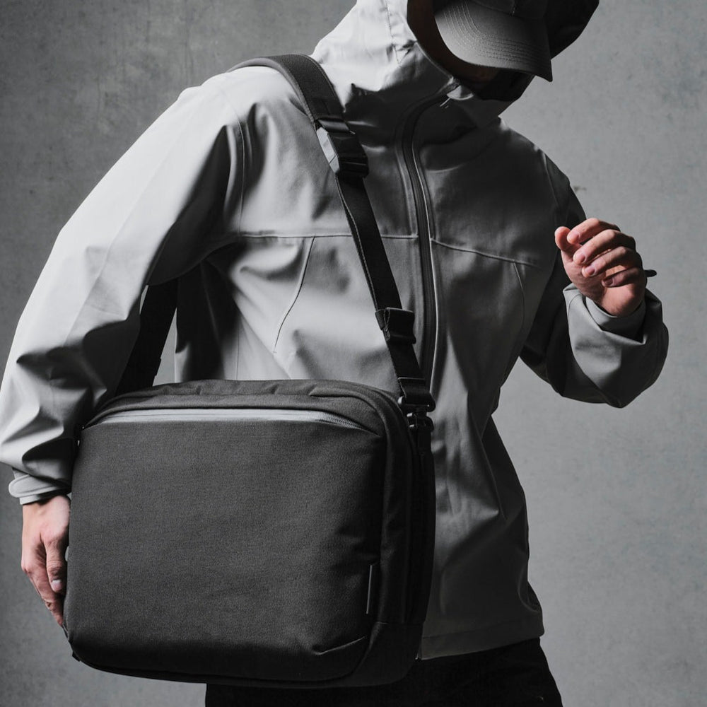 ALPAKA Stockist Malaysia - Premium Everyday and Travel Bags