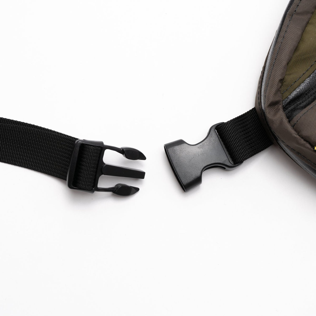 Waste Pouch – Storming Gravity